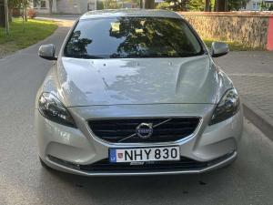 Pelēks Volvo V40 2016 Viļņa, ar dzinēja tilpumu 1.98 L un nobraukumu 242 tūkst. km par 7499 €, foto 3 vietnē AUTOMOTO.COM.LV
