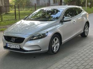 Pelēks Volvo V40 2016 Viļņa, ar dzinēja tilpumu 1.98 L un nobraukumu 242 tūkst. km par 7499 €, foto 4 vietnē AUTOMOTO.COM.LV