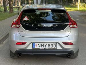 Pelēks Volvo V40 2016 Viļņa, ar dzinēja tilpumu 1.98 L un nobraukumu 242 tūkst. km par 7499 €, foto 6 vietnē AUTOMOTO.COM.LV