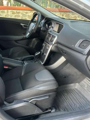 Pelēks Volvo V40 2016 Viļņa, ar dzinēja tilpumu 1.98 L un nobraukumu 242 tūkst. km par 7499 €, foto 10 vietnē AUTOMOTO.COM.LV
