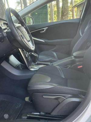 Pelēks Volvo V40 2016 Viļņa, ar dzinēja tilpumu 1.98 L un nobraukumu 242 tūkst. km par 7499 €, foto 11 vietnē AUTOMOTO.COM.LV