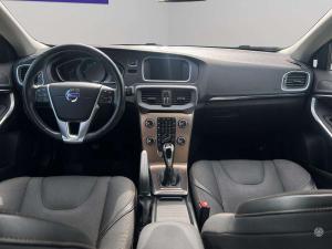 Grey Volvo V40 2016 in Kaunas, with an engine capacity of 2.00 L and mileage of 294 thousand km for 6999 €, photo 13 on AUTOMOTO.COM.LV