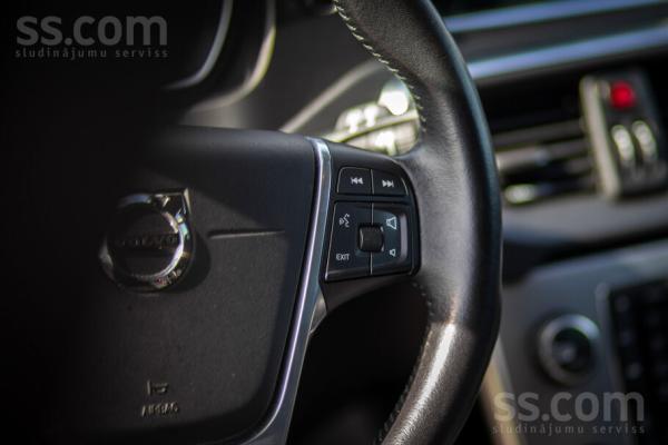 Volvo V40 2016 Bauska vietnÄ PelÄks Volvo V40 2016 Bauska, ar dzinÄja tilpumu 2.00 L un nobraukumu 160 tÅ«kst. km par 9350 ā¬, foto 8 vietnÄ AUTOMOTO.COM.LV
