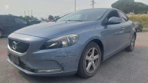 Grey Volvo V40 2016 in Panevezys, with an engine capacity of 1.97 L and mileage of 310 thousand km for 3100 €, photo 3 on AUTOMOTO.COM.LV