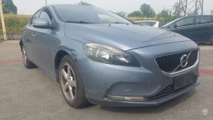Grey Volvo V40 2016 in Panevezys, with an engine capacity of 1.97 L and mileage of 310 thousand km for 3100 €, photo 4 on AUTOMOTO.COM.LV