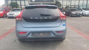 Grey Volvo V40 2016 in Panevezys, with an engine capacity of 1.97 L and mileage of 310 thousand km for 3100 €, photo 5 on AUTOMOTO.COM.LV