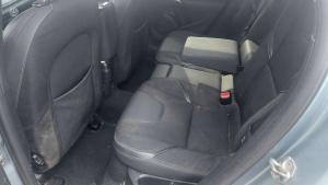 Grey Volvo V40 2016 in Panevezys, with an engine capacity of 1.97 L and mileage of 310 thousand km for 3100 €, photo 10 on AUTOMOTO.COM.LV