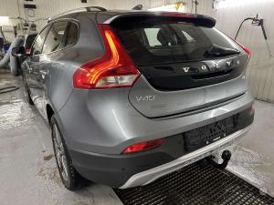 Pelēks Volvo V40 2017 Kauņa, ar dzinēja tilpumu 2.00 L un nobraukumu 173 tūkst. km par 10950 €, foto 4 vietnē AUTOMOTO.COM.LV