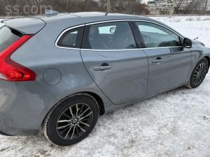 Серый Вольво В40 2017 в Рига, объемом двигателя 2.00 л и пробегом 283 тыс. км за 8800 €, фото 4 на AUTOMOTO.COM.LV