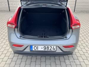 Pelēks Volvo V40 2017 Jelgava, ar dzinēja tilpumu 2.00 L un nobraukumu 234 tūkst. km par 10900 €, foto 11 vietnē AUTOMOTO.COM.LV