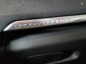 Grey Volvo V40 2017 in Vilnius, with an engine capacity of 2.00 L and mileage of 233 thousand km for 8399 €, photo 16 on AUTOMOTO.COM.LV