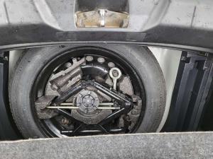 Grey Volvo V40 2017 in Vilnius, with an engine capacity of 2.00 L and mileage of 233 thousand km for 8399 €, photo 24 on AUTOMOTO.COM.LV