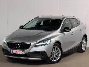 Grey Volvo V40 2017 in Jurmala, with an engine capacity of 2.00 L and mileage of 327 thousand km for 8450 €, photo  on AUTOMOTO.COM.LV