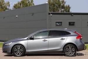 Pelēks Volvo V40 2017 Tukums, ar dzinēja tilpumu 2.00 L un nobraukumu 223 tūkst. km par 10200 €, foto 6 vietnē AUTOMOTO.COM.LV