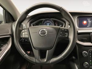 Grey Volvo V40 2018 in Kaunas, with an engine capacity of 0.00 L and mileage of 30 thousand km for 22635 €, photo 6 on AUTOMOTO.COM.LV