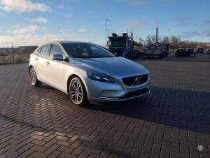 Grey Volvo V40 2018 in Taurage, with an engine capacity of 1.97 L and mileage of 179 thousand km for 7000 €, photo 2 on AUTOMOTO.COM.LV