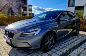 Pelēks Volvo V40 2018 Rīga, ar dzinēja tilpumu 2.00 L un nobraukumu 148 tūkst. km par 10750 €, foto 4 vietnē AUTOMOTO.COM.LV
