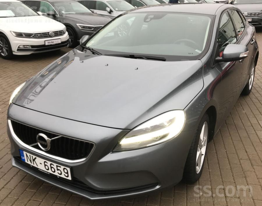 Pelēks Volvo V40 2018 Valmiera, ar dzinēja tilpumu 2.00 L un nobraukumu 145 tūkst. km par 12500 €, foto 1 vietnē AUTOMOTO.COM.LV