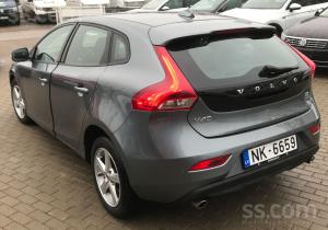 Pelēks Volvo V40 2018 Valmiera, ar dzinēja tilpumu 2.00 L un nobraukumu 145 tūkst. km par 12500 €, foto 3 vietnē AUTOMOTO.COM.LV