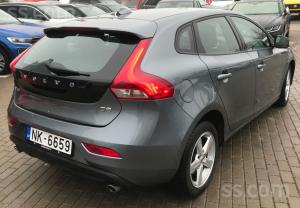 Pelēks Volvo V40 2018 Valmiera, ar dzinēja tilpumu 2.00 L un nobraukumu 145 tūkst. km par 12500 €, foto 4 vietnē AUTOMOTO.COM.LV