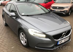 Pelēks Volvo V40 2018 Valmiera, ar dzinēja tilpumu 2.00 L un nobraukumu 145 tūkst. km par 12500 €, foto 5 vietnē AUTOMOTO.COM.LV