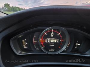 Серый Вольво В40 2018 в Таллин, объемом двигателя 2.00 л и пробегом 257 тыс. км за 9990 €, фото 15 на AUTOMOTO.COM.LV
