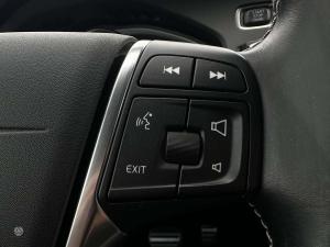 Pelēks Volvo V40 2018 Viļņa, ar dzinēja tilpumu 2.00 L un nobraukumu 199 tūkst. km par 12250 €, foto 10 vietnē AUTOMOTO.COM.LV