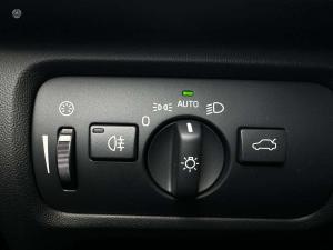 Pelēks Volvo V40 2018 Viļņa, ar dzinēja tilpumu 2.00 L un nobraukumu 199 tūkst. km par 12250 €, foto 17 vietnē AUTOMOTO.COM.LV