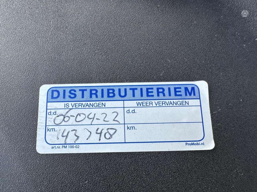 Pelēks Volvo V40 2018 Viļņa, ar dzinēja tilpumu 2.00 L un nobraukumu 199 tūkst. km par 12250 €, foto 26 vietnē AUTOMOTO.COM.LV