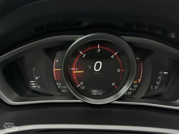 Серый Вольво В40 2018 в Авиженяй, объемом двигателя 2.00 л и пробегом 199 тыс. км за 12250 €, фото 7 на AUTOMOTO.COM.LV