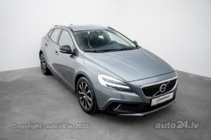 Grey Volvo V40 2018 in Tallinn, with an engine capacity of 2.00 L and mileage of 218 thousand km for 11999 €, photo 4 on AUTOMOTO.COM.LV