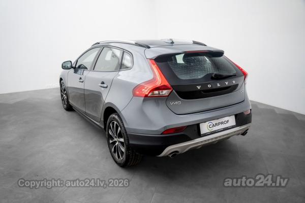 Grey Volvo V40 2018 in Tallinn, with an engine capacity of 2.00 L and mileage of 218 thousand km for 11999 €, photo 6 on AUTOMOTO.COM.LV