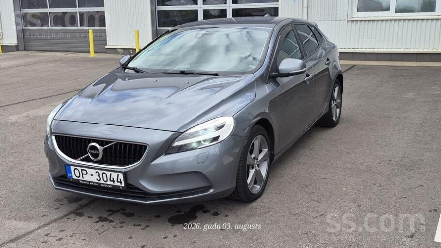 Pelēks Volvo V40 2018 Jūrmala, ar dzinēja tilpumu 2.00 L un nobraukumu 136 tūkst. km par 8000 €, foto 5 vietnē AUTOMOTO.COM.LV