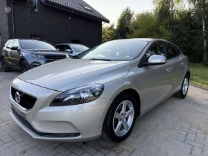 Pelēks Volvo V40 2018 Kauņa, ar dzinēja tilpumu 1.97 L un nobraukumu 140 tūkst. km par 8850 €, foto 3 vietnē AUTOMOTO.COM.LV
