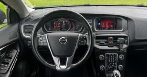 Pelēks Volvo V40 2018 Utena, ar dzinēja tilpumu 1.50 L un nobraukumu 291 tūkst. km par 7950 €, foto 22 vietnē AUTOMOTO.COM.LV