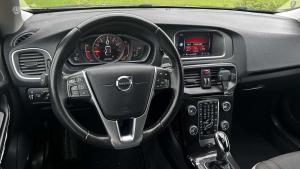 Pelēks Volvo V40 2018 Utena, ar dzinēja tilpumu 1.50 L un nobraukumu 291 tūkst. km par 7950 €, foto 23 vietnē AUTOMOTO.COM.LV