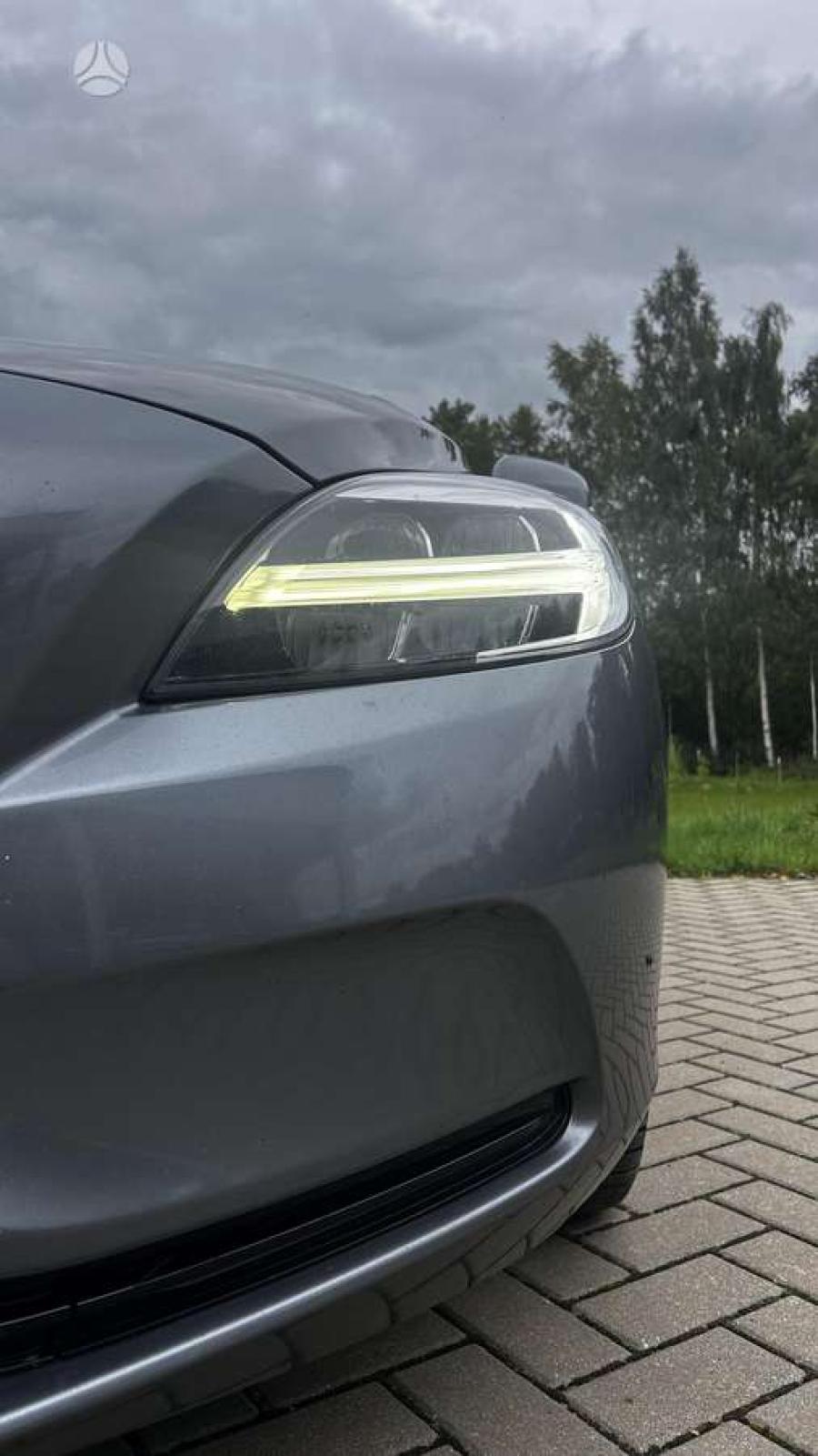 Pelēks Volvo V40 2018 Utena, ar dzinēja tilpumu 1.50 L un nobraukumu 291 tūkst. km par 7950 €, foto 35 vietnē AUTOMOTO.COM.LV