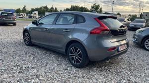 Pelēks Volvo V40 2019 Kauņa, ar dzinēja tilpumu 1.97 L un nobraukumu 140 tūkst. km par 8950 €, foto 6 vietnē AUTOMOTO.COM.LV