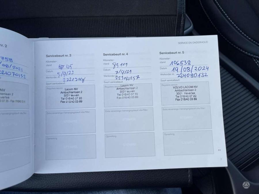 Pelēks Volvo V40 2019 Kauņa, ar dzinēja tilpumu 1.97 L un nobraukumu 140 tūkst. km par 8950 €, foto 24 vietnē AUTOMOTO.COM.LV