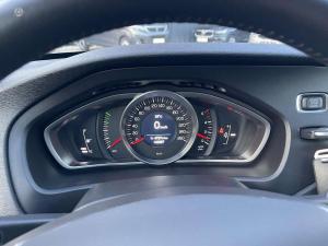 Pelēks Volvo V40 2019 Kauņa, ar dzinēja tilpumu 1.97 L un nobraukumu 140 tūkst. km par 8950 €, foto 27 vietnē AUTOMOTO.COM.LV