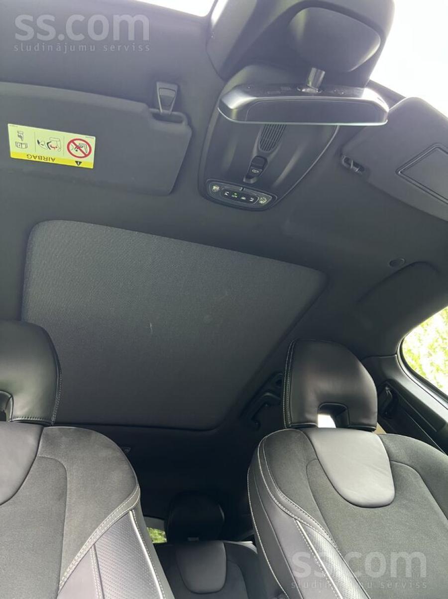 Pelēks Volvo V40 2019 Rīga, ar dzinēja tilpumu 2.00 L un nobraukumu 245 tūkst. km par 14850 €, foto 12 vietnē AUTOMOTO.COM.LV