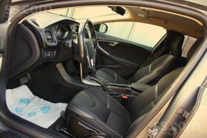 Grey Volvo V40 2019 in Riga, with an engine capacity of 2.00 L and mileage of 0 thousand km for 14790 €, photo 17 on AUTOMOTO.COM.LV