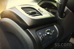 Grey Volvo V40 2019 in Riga, with an engine capacity of 2.00 L and mileage of 0 thousand km for 14790 €, photo 18 on AUTOMOTO.COM.LV