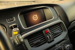 Grey Volvo V40 2019 in Riga, with an engine capacity of 2.00 L and mileage of 0 thousand km for 14790 €, photo 29 on AUTOMOTO.COM.LV