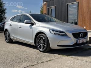 Серый Вольво В40 2019 в Рига, объемом двигателя 2.00 л и пробегом 104 тыс. км за 11900 €, фото  на AUTOMOTO.COM.LV