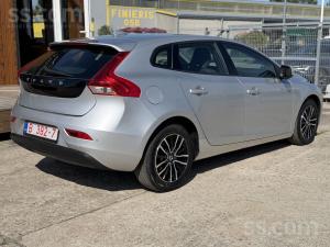 Grey Volvo V40 2019 in Riga, with an engine capacity of 2.00 L and mileage of 104 thousand km for 11900 €, photo 19 on AUTOMOTO.COM.LV