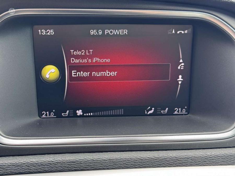 Pelēks Volvo V40 2019 Viļņa, ar dzinēja tilpumu 2.00 L un nobraukumu 173 tūkst. km par 11950 €, foto 15 vietnē AUTOMOTO.COM.LV