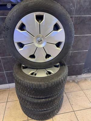 Pelēks Volvo V40 2019 Viļņa, ar dzinēja tilpumu 2.00 L un nobraukumu 173 tūkst. km par 11950 €, foto 27 vietnē AUTOMOTO.COM.LV