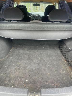 Grey Volvo V40 2000 in Riga, with an engine capacity of 1.60 L and mileage of 0 thousand km for 298 €, photo 4 on AUTOMOTO.COM.LV