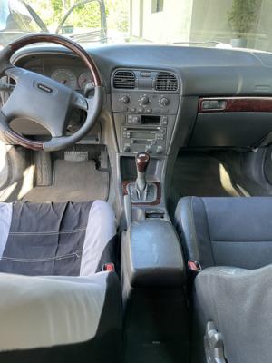 Grey Volvo V40 2001 in Kuressaare, with an engine capacity of 0.00 L and mileage of 185 thousand km for 1600 €, photo 4 on AUTOMOTO.COM.LV